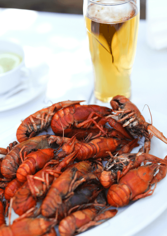 Easy Louisiana Crawfish Boil Recipe - Goodtaste with Tanji